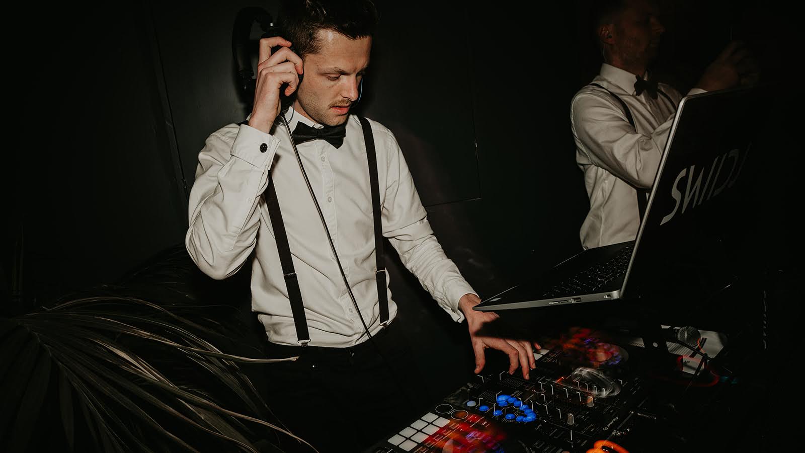The Hackney DJ and Live Music Guide: Creating an Unforgettable Evening